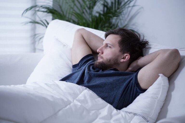 Can Staying up Late and Sleeping in Make You Die Sooner? » Scary Symptoms