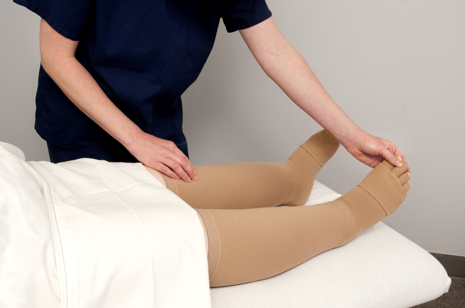 Can Leg Edema Cause a Deep Vein Thrombosis (DVT) ? » Scary Symptoms