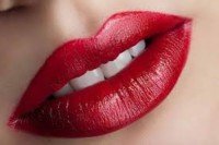 13 Causes of Burning Lips Explained by Dermatologist » Scary Symptoms