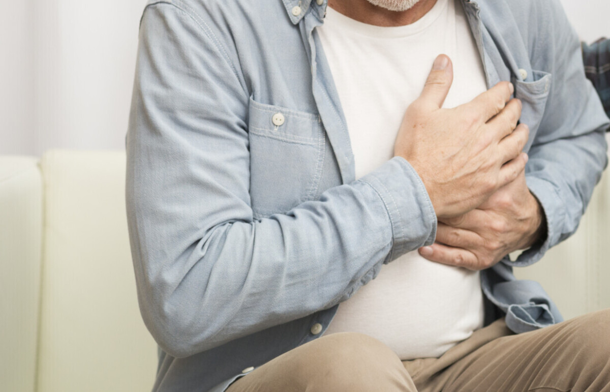 Why Your Chest Feels Heavy After Eating: Heart vs. Heartburn » Scary ...