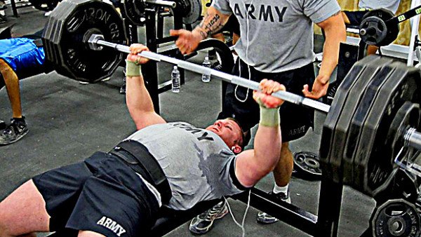 Why Fat People Can Bench Press So Much Weight » Scary Symptoms