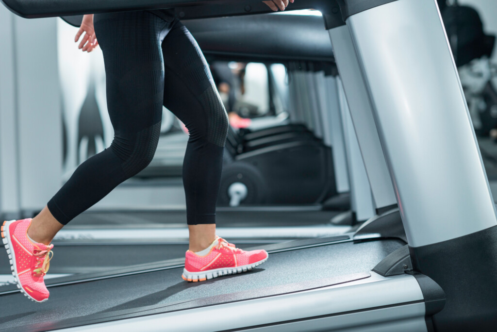 HIIT on a Treadmill for Melting Thigh and Belly Fat » Scary Symptoms