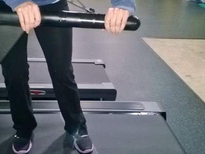 Sideways Walking on a Treadmill: Hands OFF the Rails! » Scary Symptoms