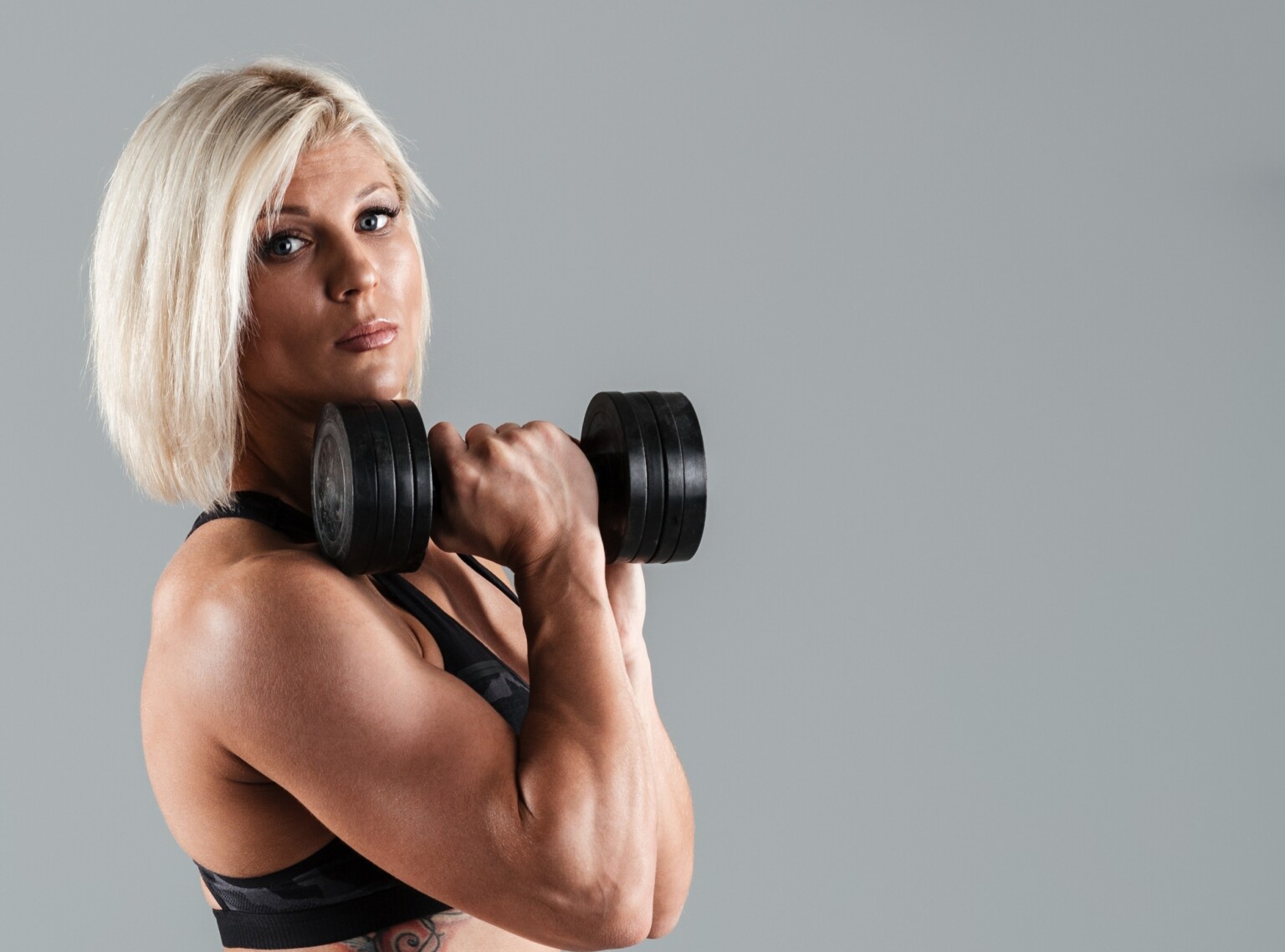 Women Afraid of Being Physically Stronger than Men They Date » Scary ...