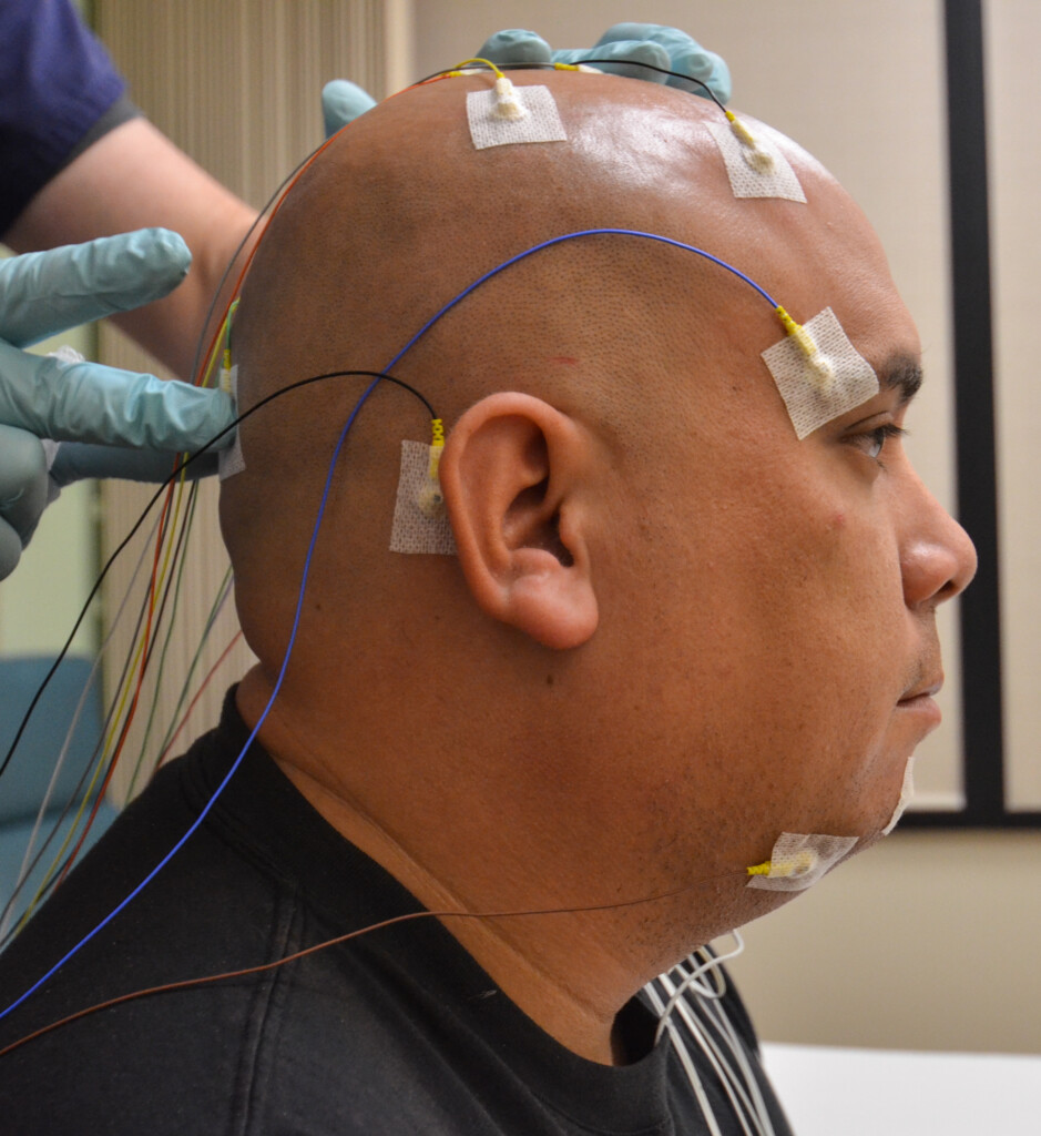 Can a Finger Pulse Oximeter Alone Detect Sleep Apnea? » Scary Symptoms