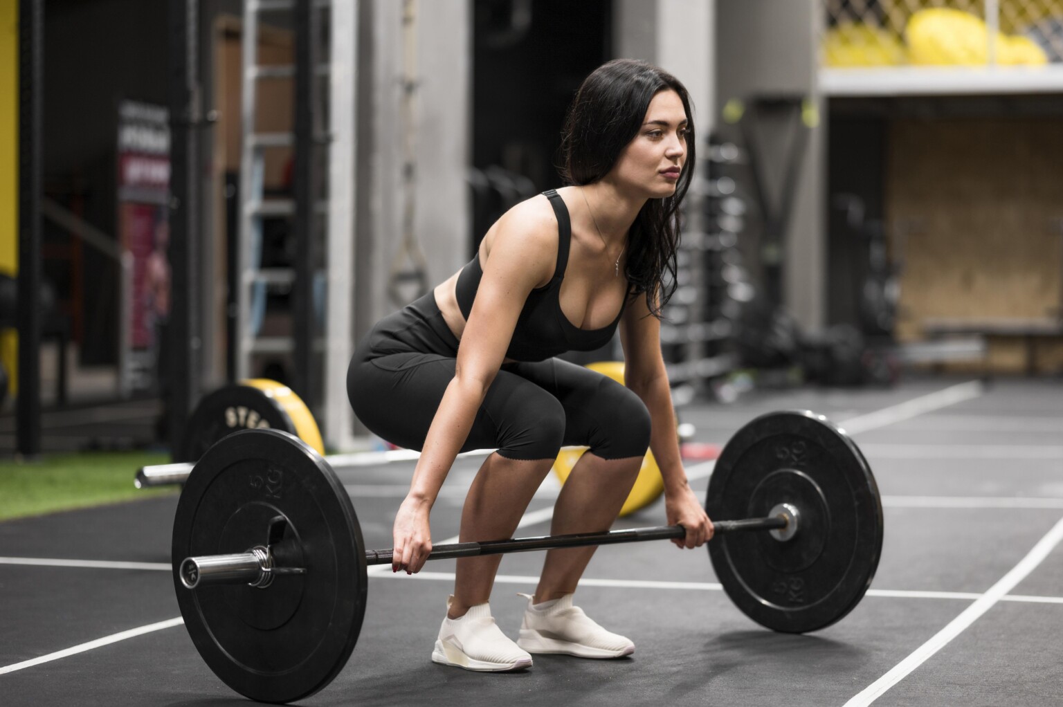 Deadlifts for Relieving Low Back Pain: Comprehensive Research Review ...