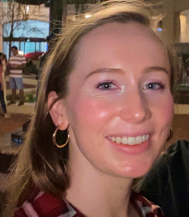 Autistic Woman Does Q & A on Lifelong Heavy Masking » Scary Symptoms